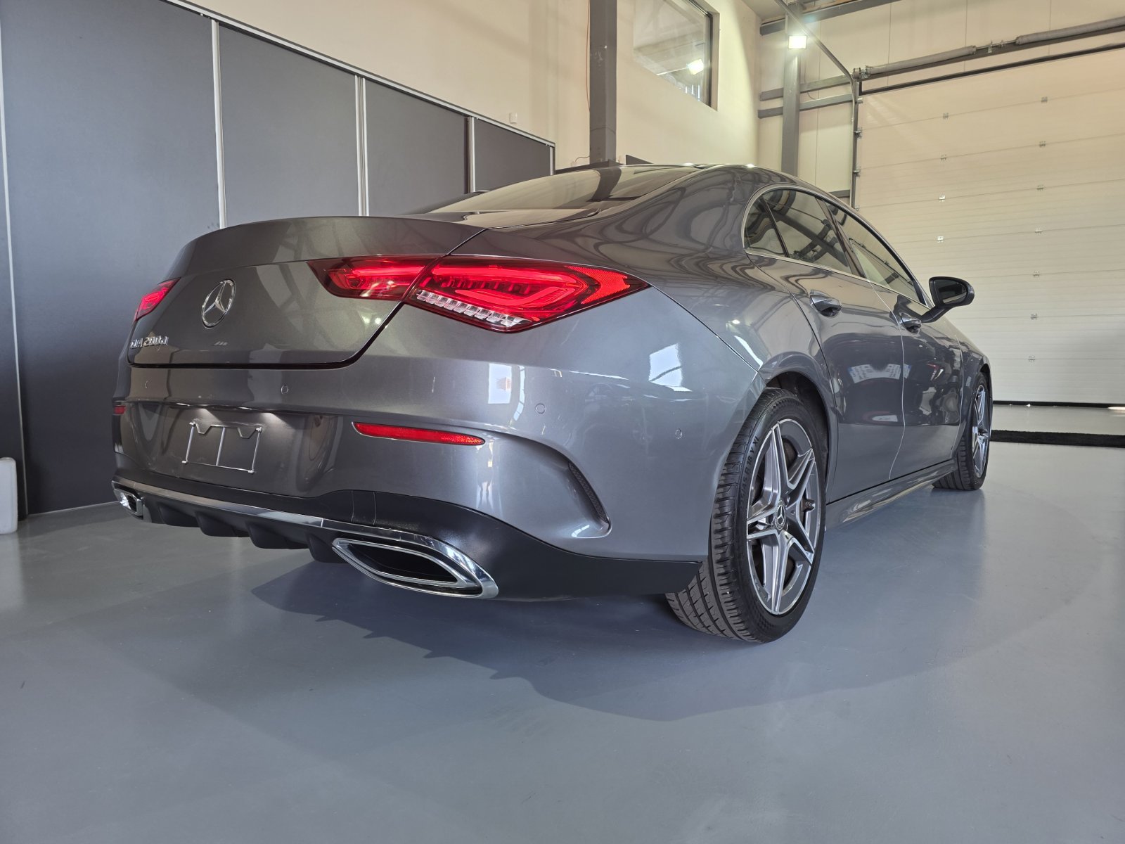 2B Exclusive - Selling exclusive used cars from premium brands